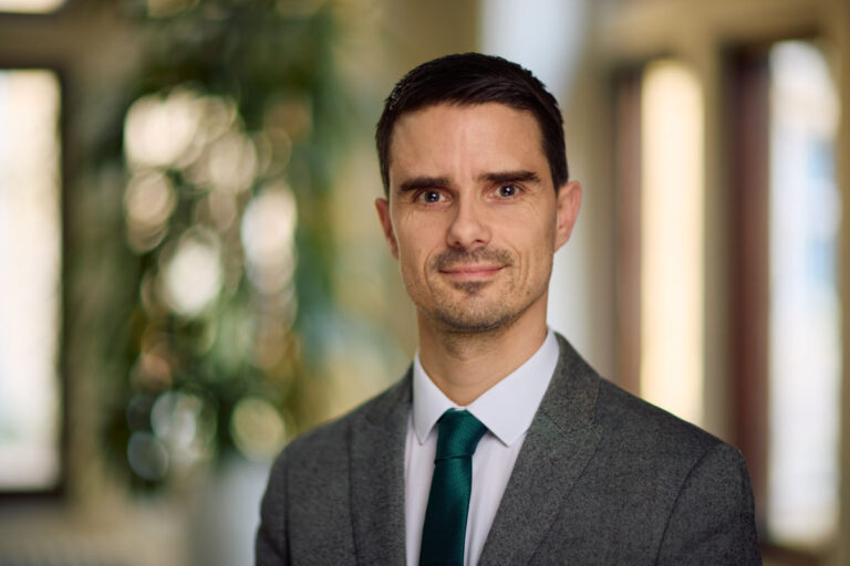 The Oxford Martin Programme on Wildlife Trade - ICCS